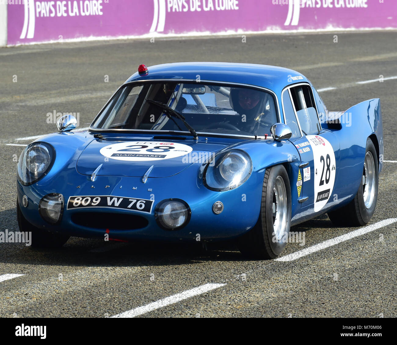 809 w 76 hi-res stock photography and images - Alamy