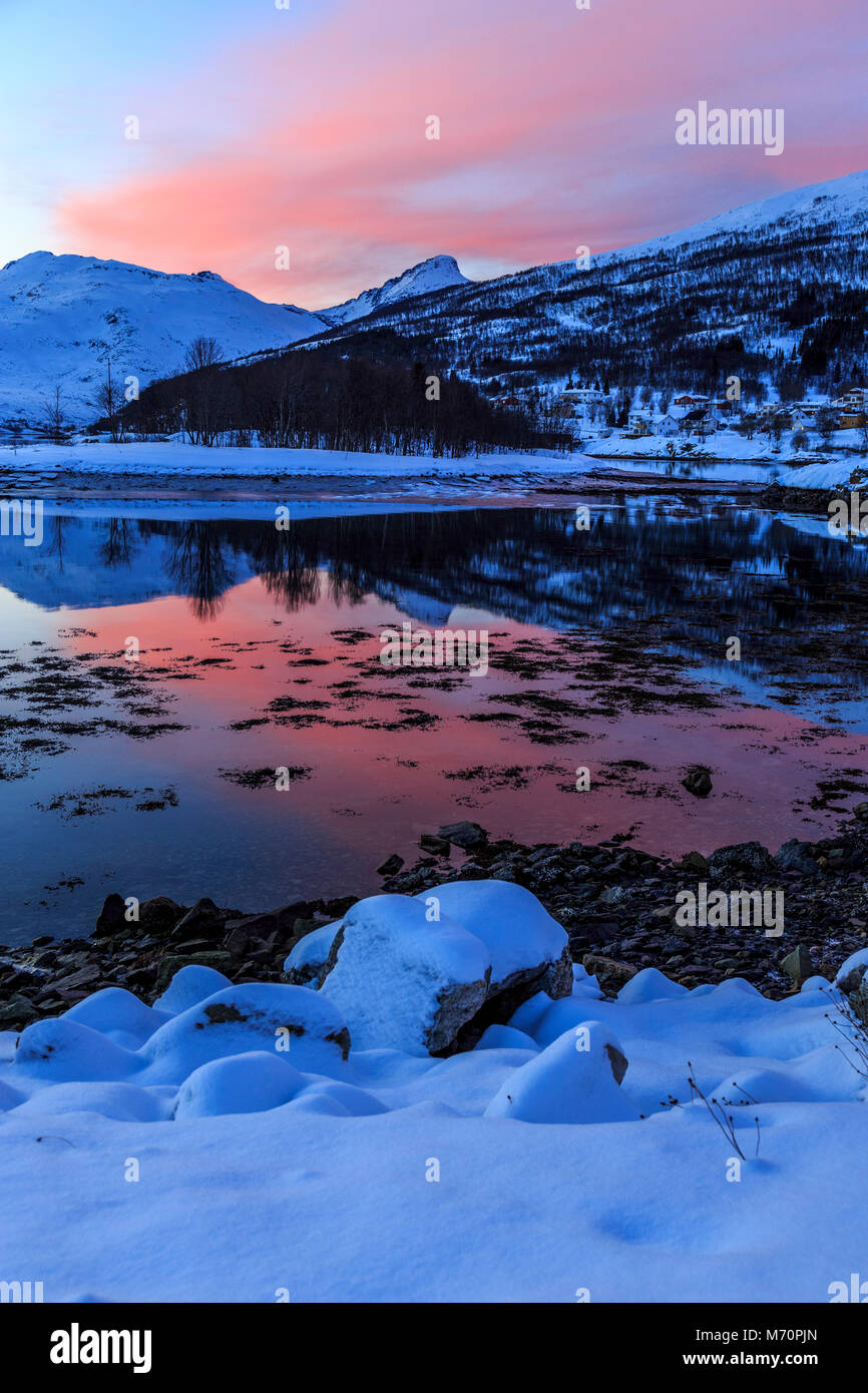 Kaldfjord hi-res stock photography and images - Alamy
