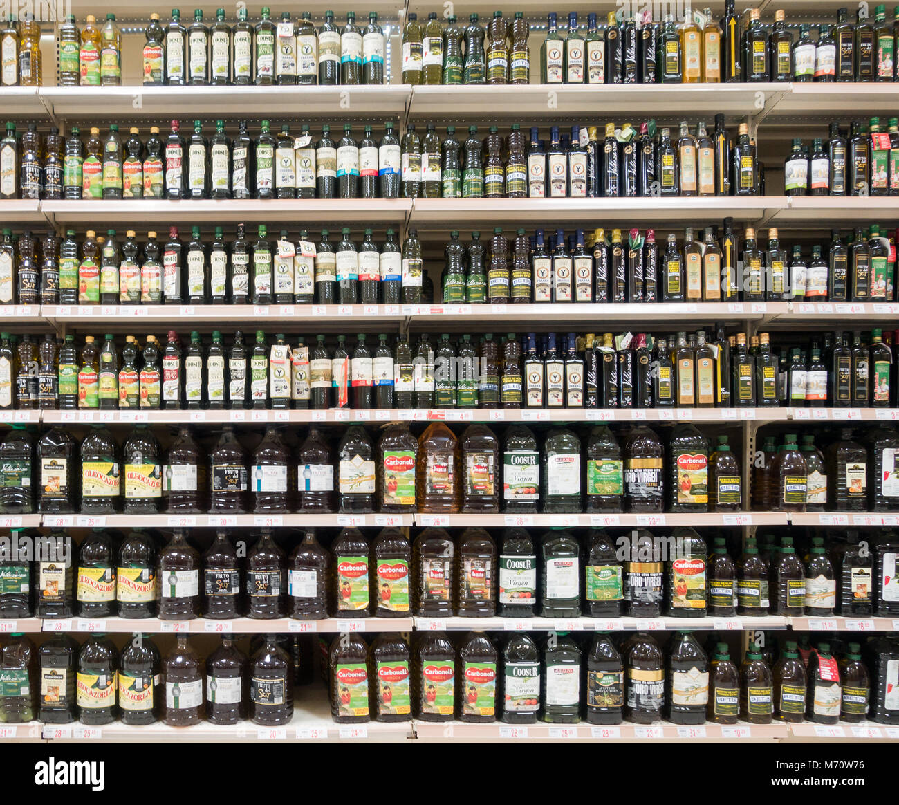 Olive Oil In Spanish Supermarket Stock Photo Alamy olive-oil-in-spanish-supermarket-stock-photo-alamy
