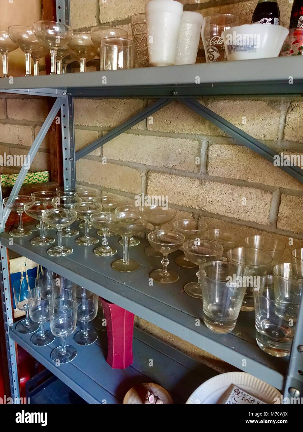 Clutter junk hi-res stock photography and images - Alamy