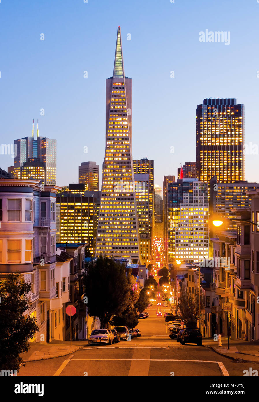 Streets of san francisco hi-res stock photography and images - Alamy