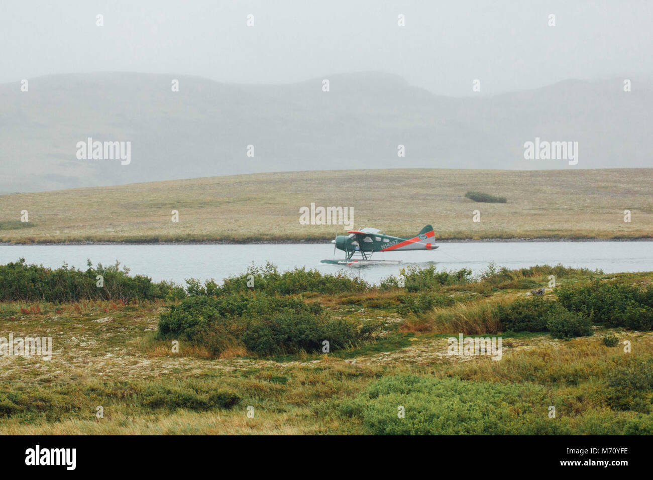 crosswinds floatplaneonlake amr . Float plane taking off on Crosswinds ...