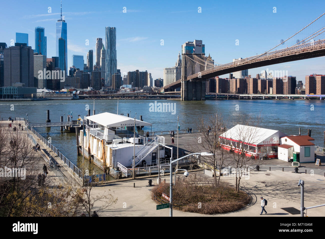 Dumbo dock hi-res stock photography and images - Alamy