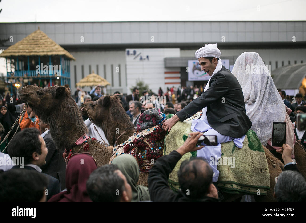 Iranian bride hi-res stock photography and images - Alamy