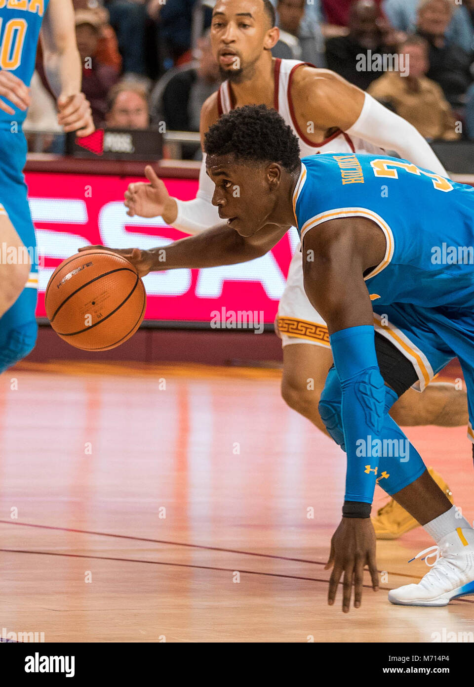Los Angeles, CA, USA. 03rd Mar, 2018. UCLA guard (3) Aaron Holiday ...