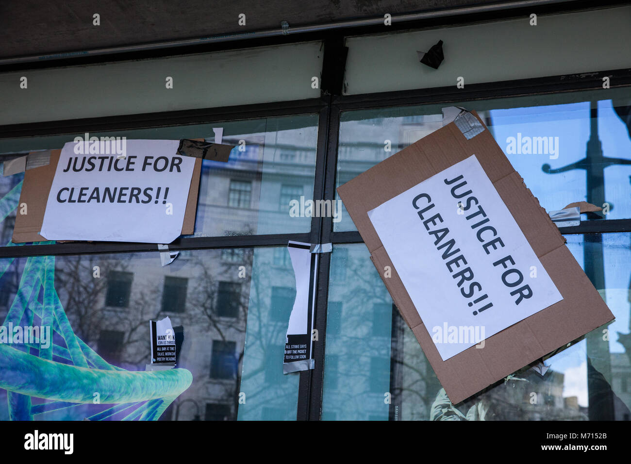 Higher pay picket sign hi-res stock photography and images - Alamy