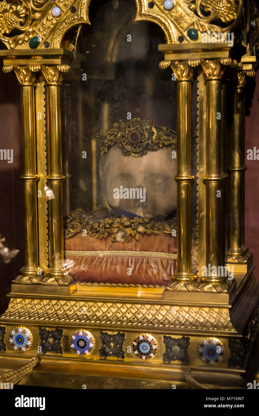 Pittsburgh, Pennsylvania, USA. 07th Mar, 2018. The skull of Saint ...