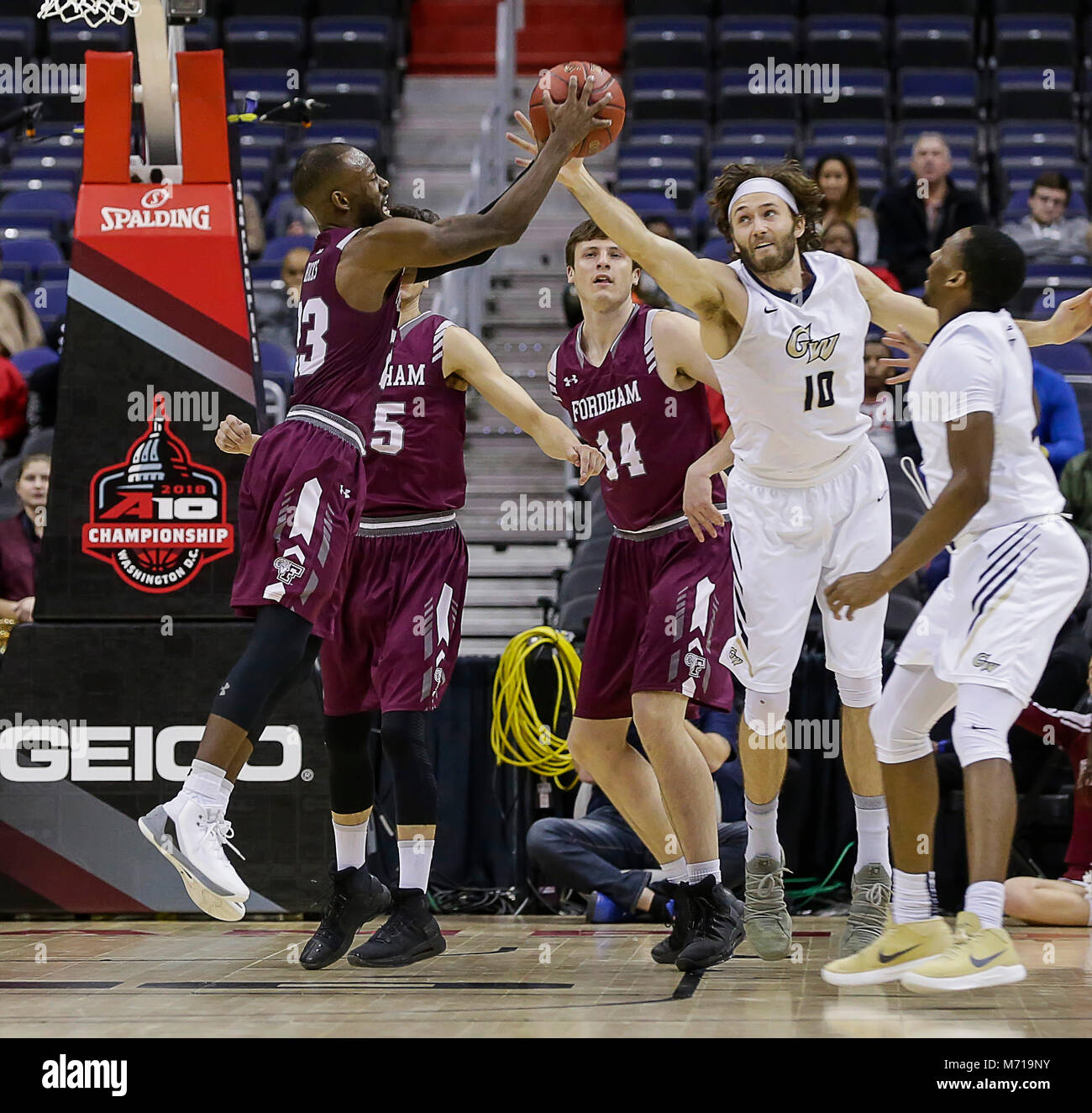 Fordham rams mens basketball hi-res stock photography and images - Alamy