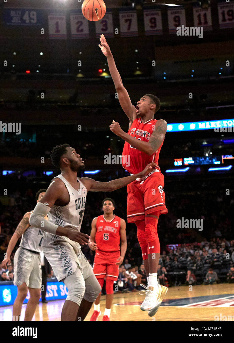 Govan storm hi-res stock photography and images - Alamy