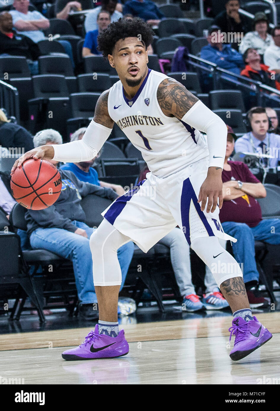 David crisp hi-res stock photography and images - Alamy