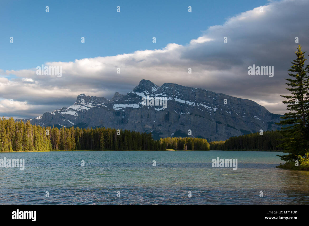 Two Jack Lake and Mount Rundle in Banff National Park, Alberta Stock ...