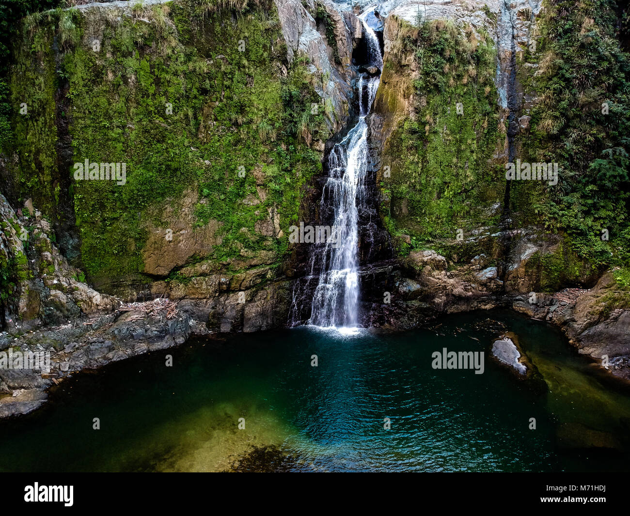 Lanscape with cascade hi-res stock photography and images - Alamy