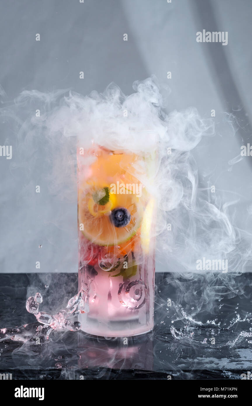 Simple craft hi-res stock photography and images - Alamy