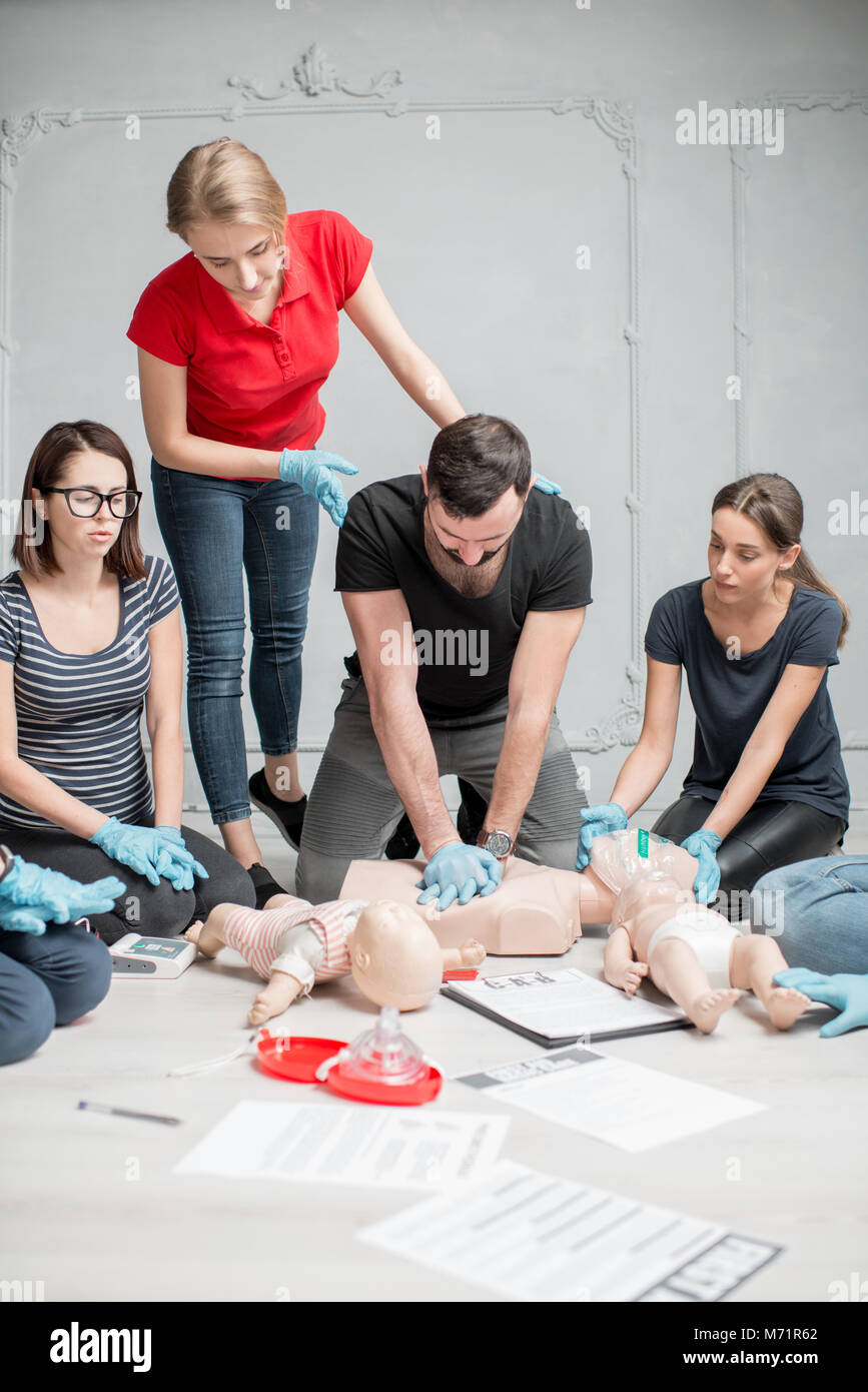 First aid training Stock Photo - Alamy