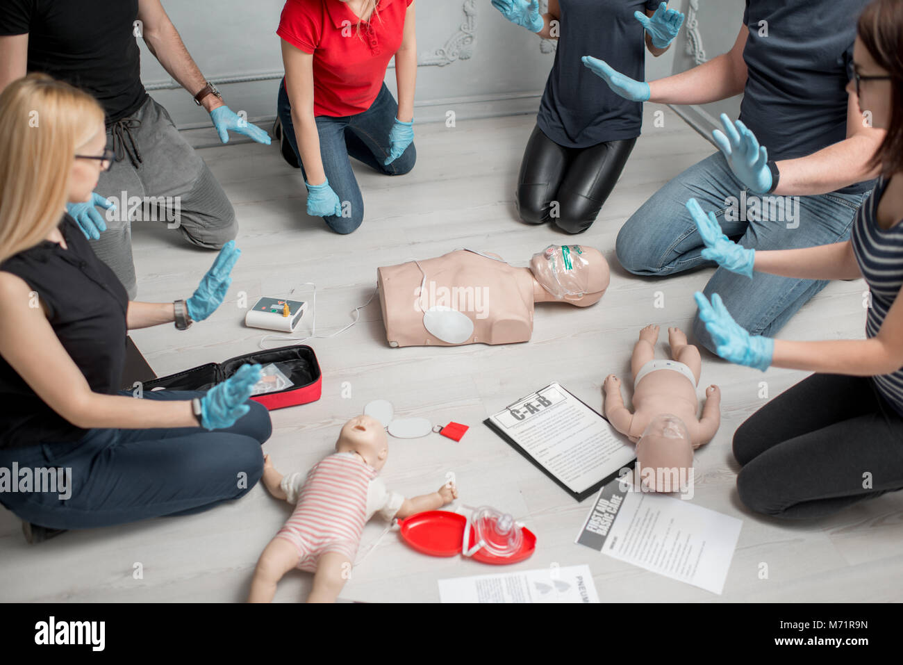 First aid training Stock Photo - Alamy