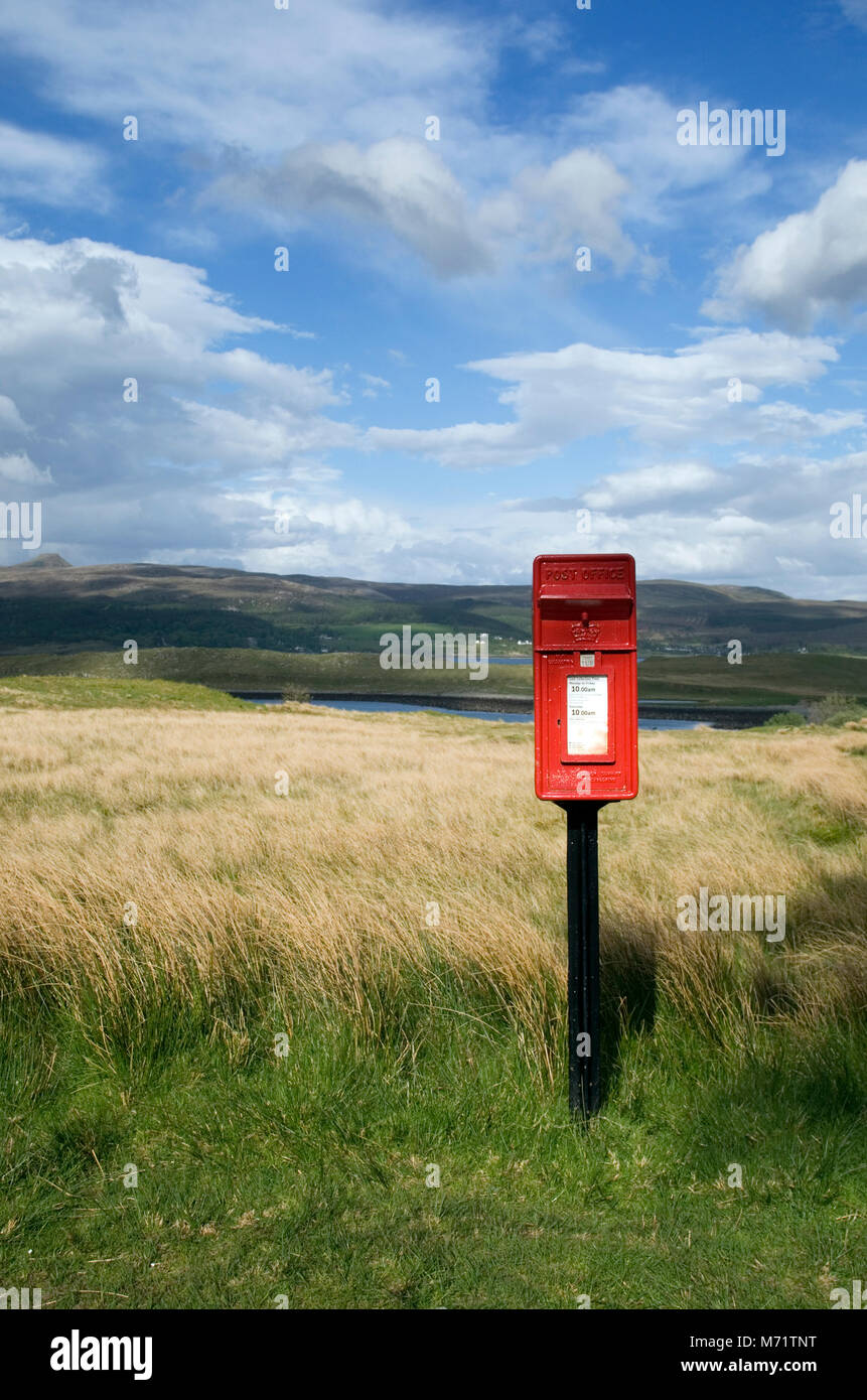Red post box on the Isle of Skye, Scotland, UK, August Stock Photo - Alamy
