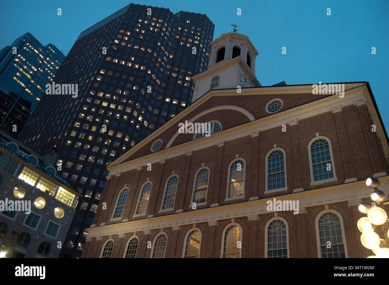 State house boston night hi-res stock photography and images - Alamy