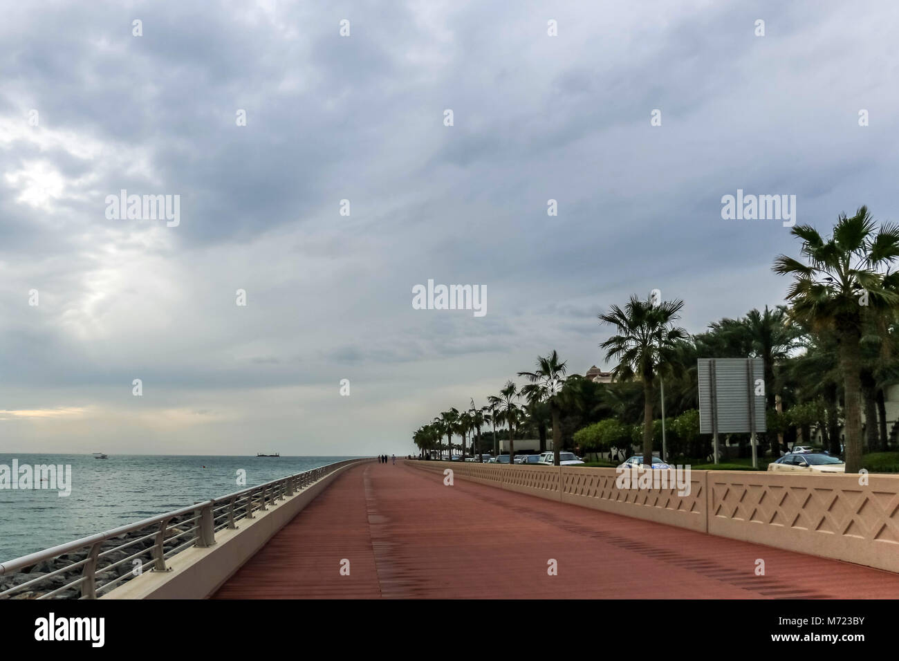 Dramatic Cloudy Sky for Thunderstorm, Cloudscape Over Arabian Sea Stock ...