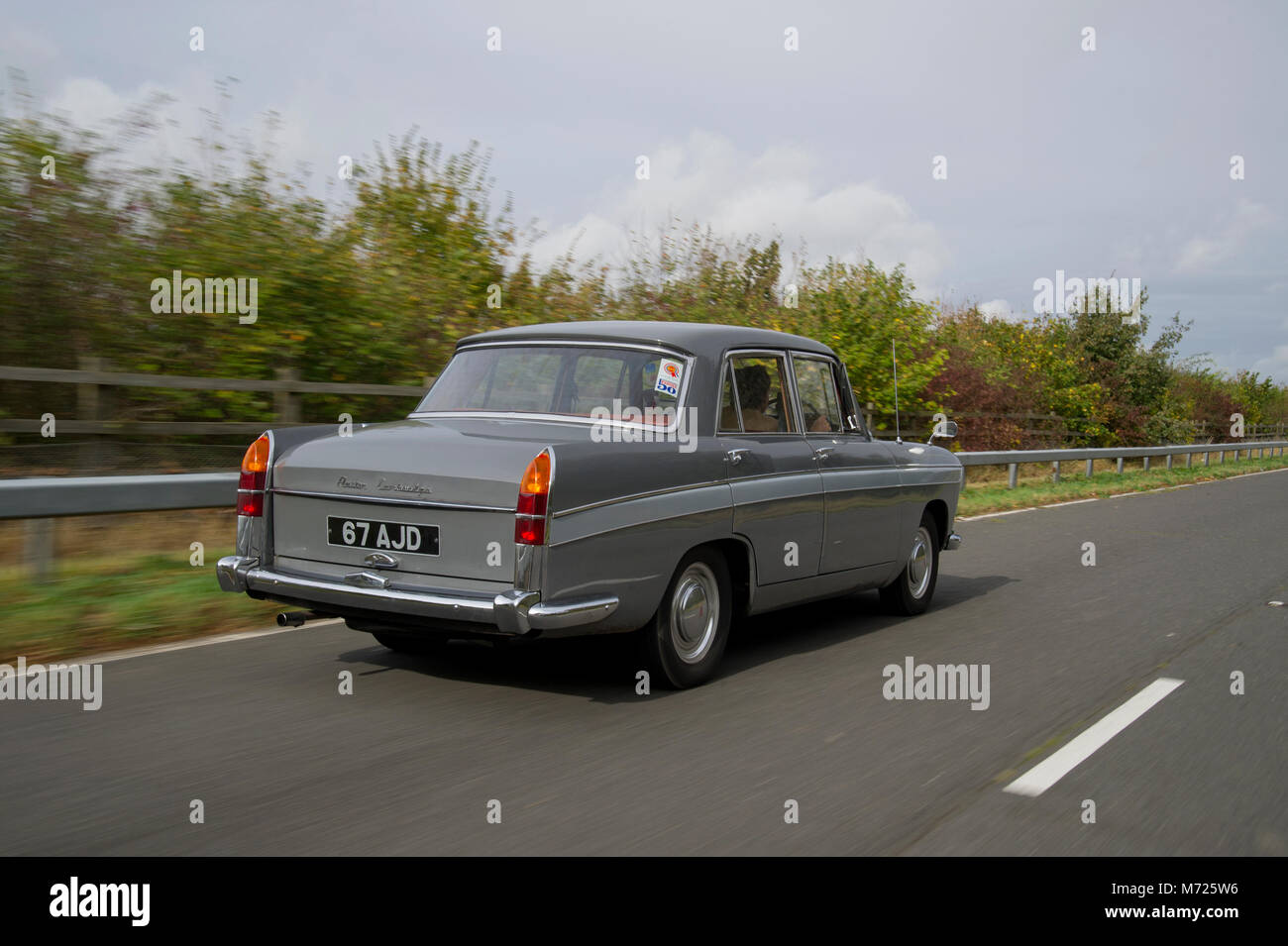 1963 Austin Cambridge classic British saloon car Stock Photo - Alamy