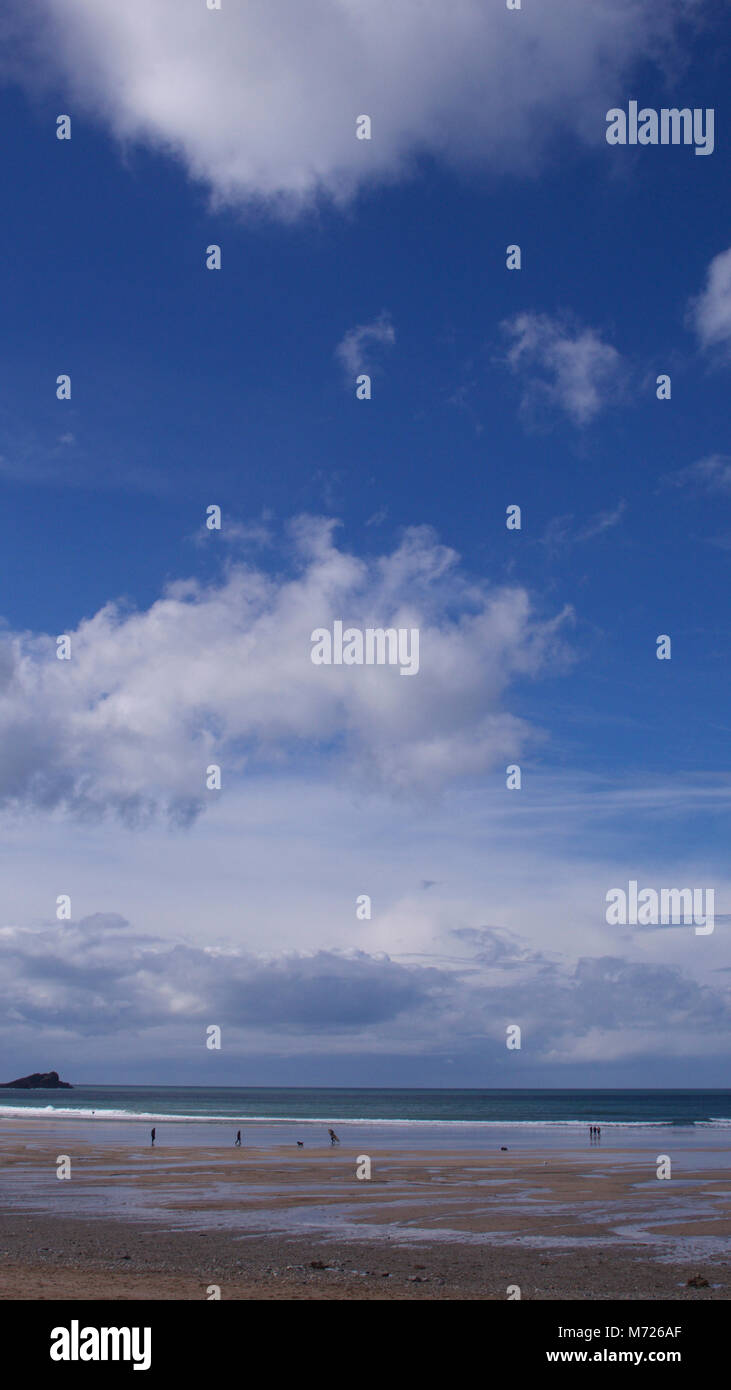 Layers of cloud hi-res stock photography and images - Alamy