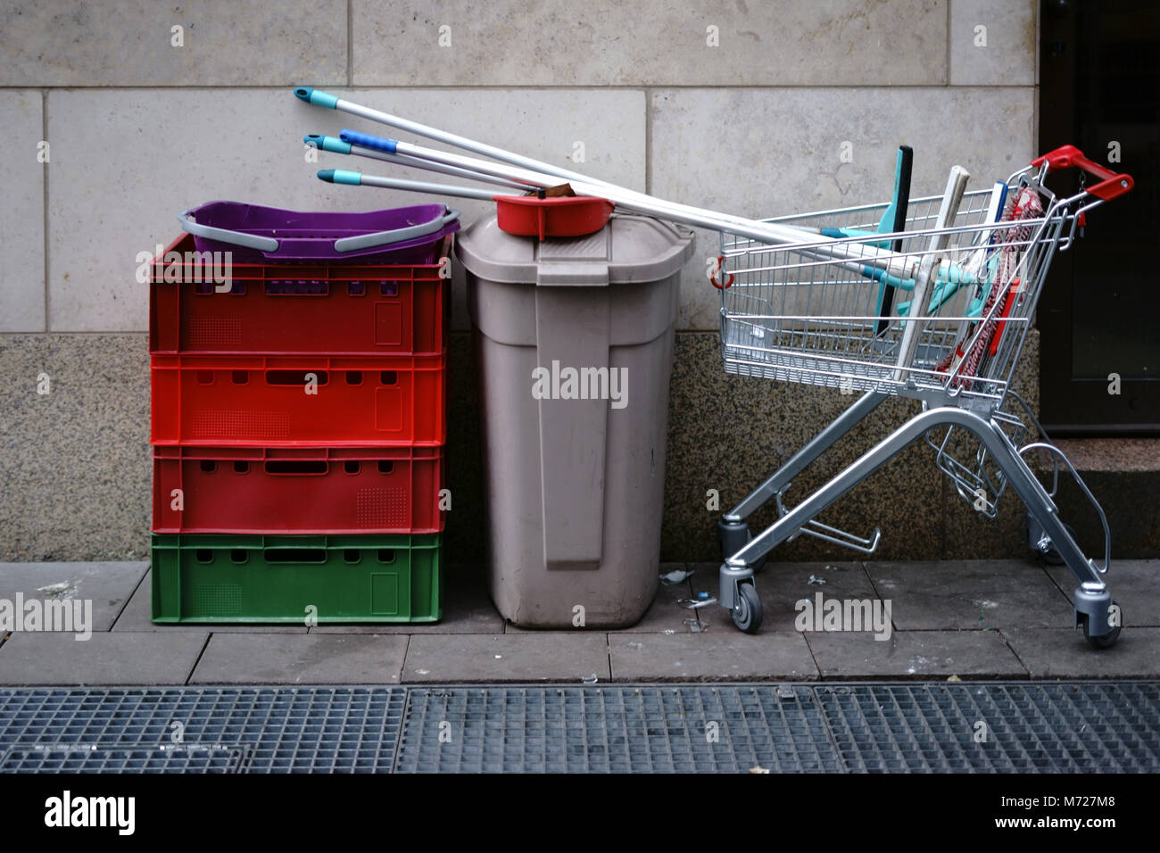 The cleaning utensils of a window cleaner and cleaning power in a ...