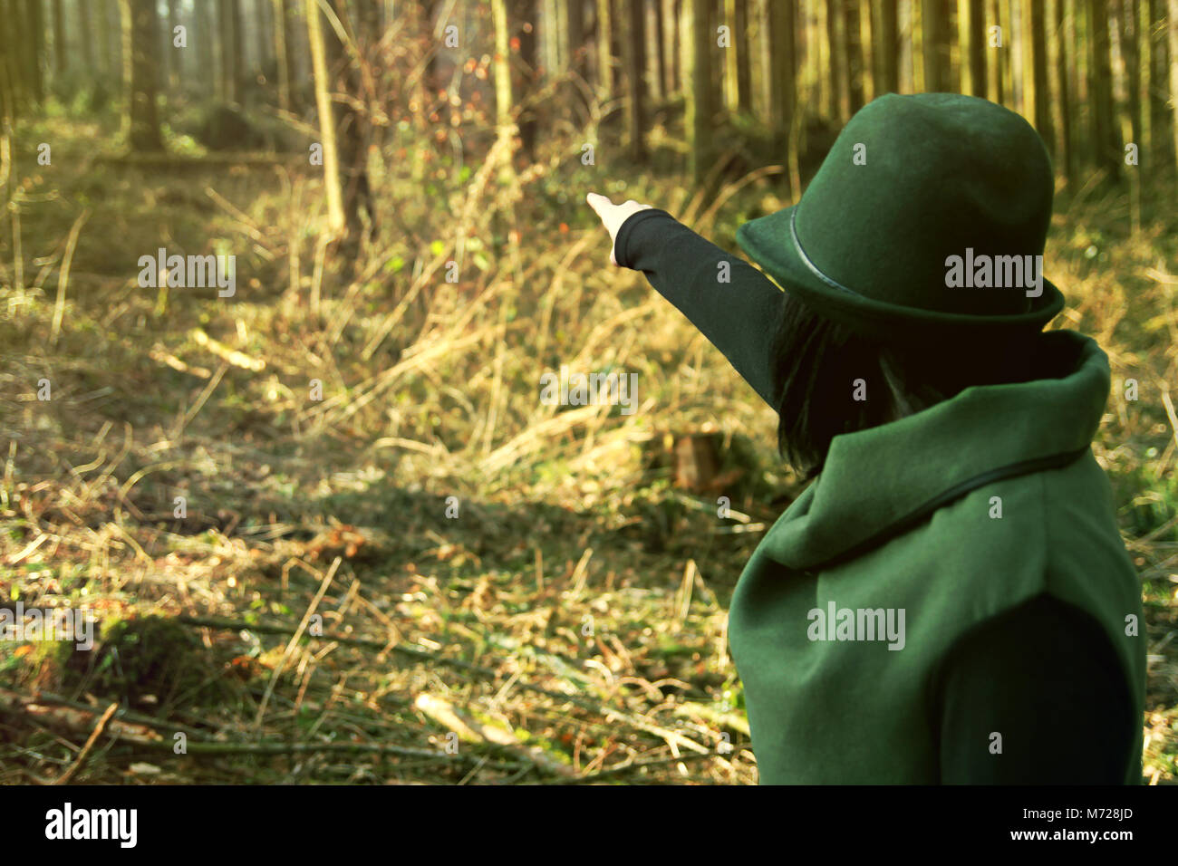 Female ranger hi-res stock photography and images - Alamy