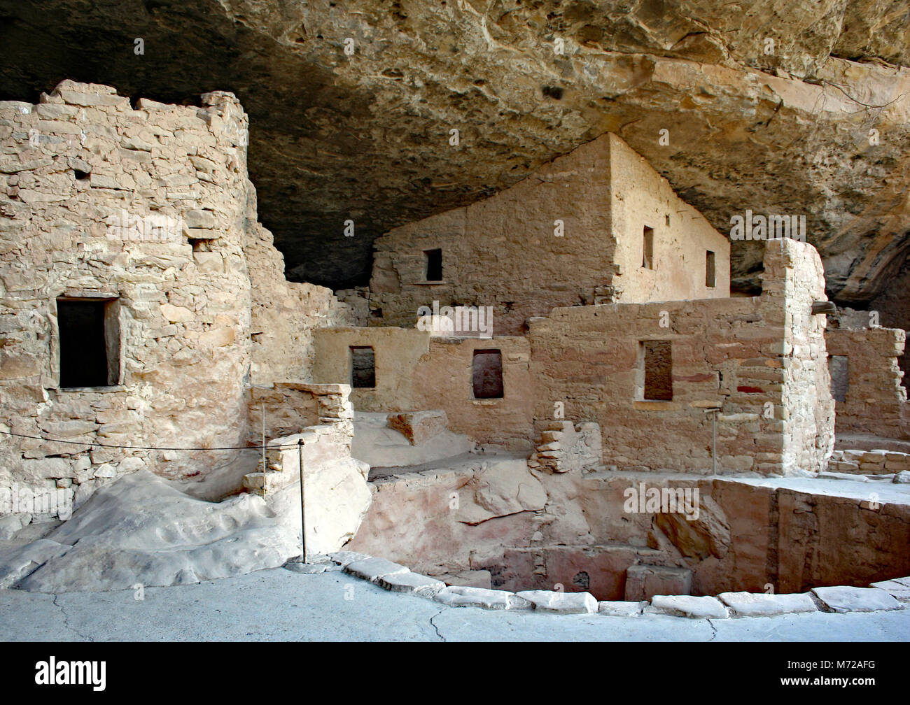 Native american dwellings hi-res stock photography and images - Alamy