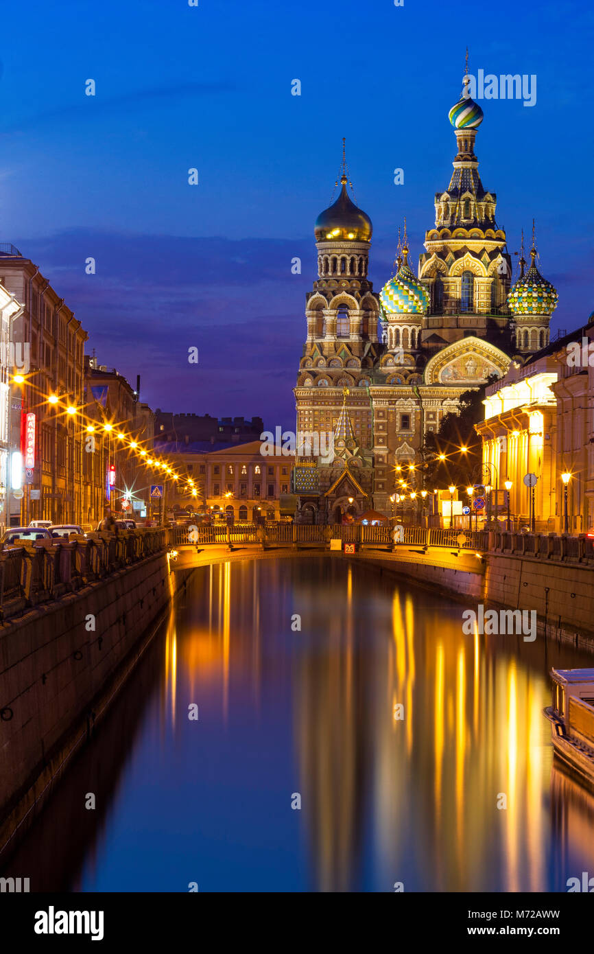 Blue hours photo hi-res stock photography and images - Alamy