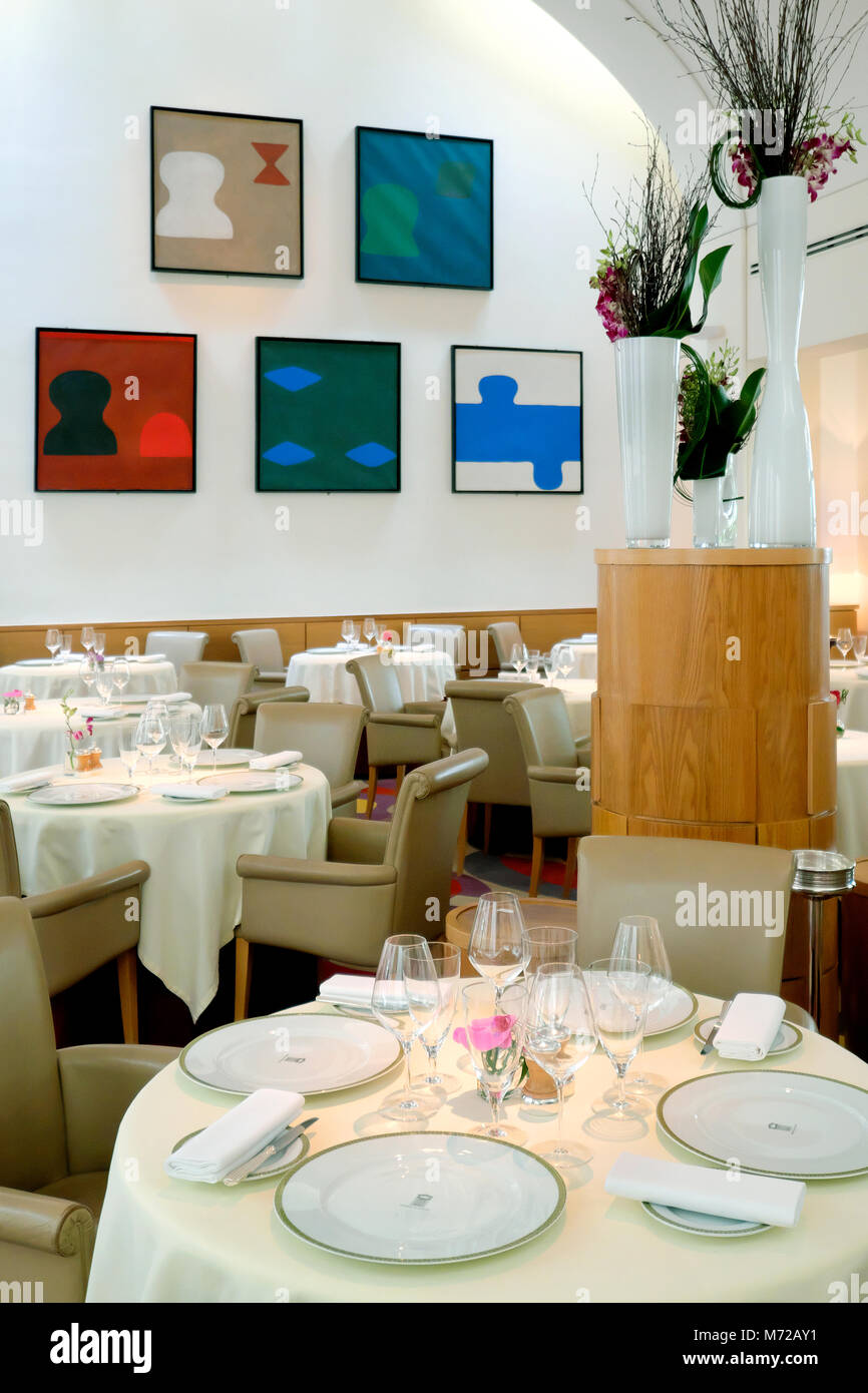 Patrick star hi-res stock photography and images - Alamy