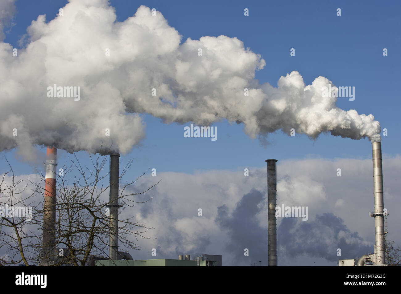 Flue funnel pipe smokestack smoke stack hi-res stock photography and ...
