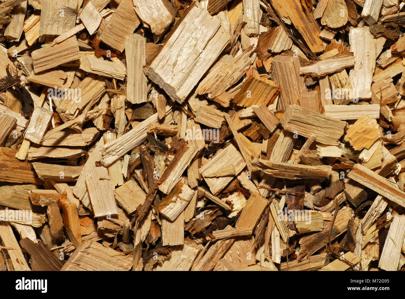 Wood chips 1 Stock Photo - Alamy