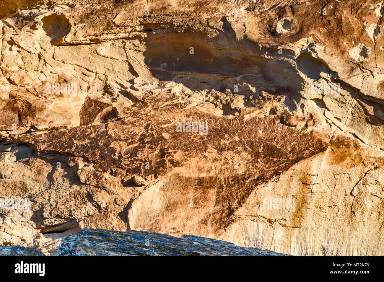 East Fourmile Site, Fremont culture petroglyphs art panel, Canyon ...