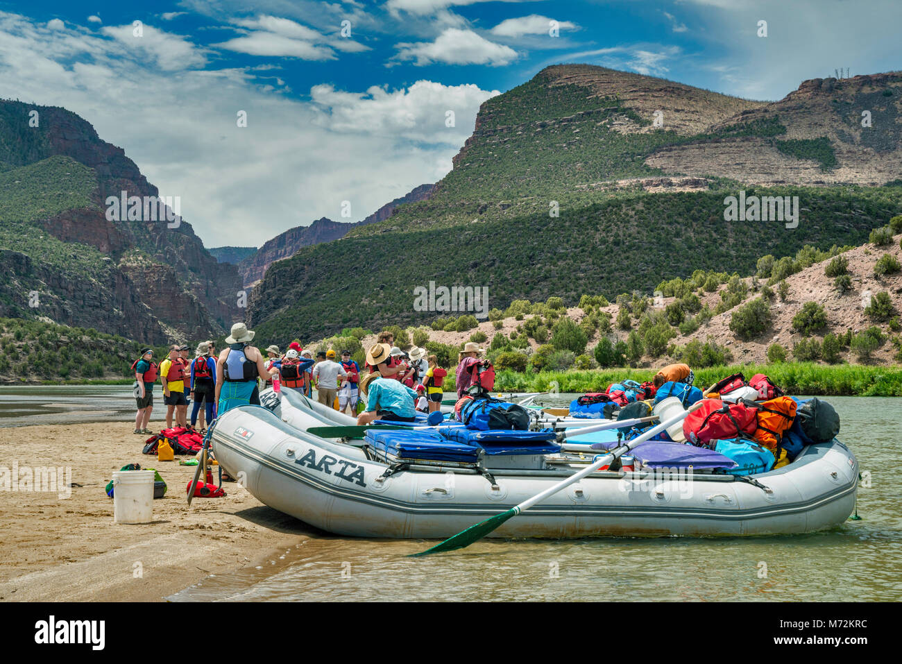 Gates of lodore hi-res stock photography and images - Alamy