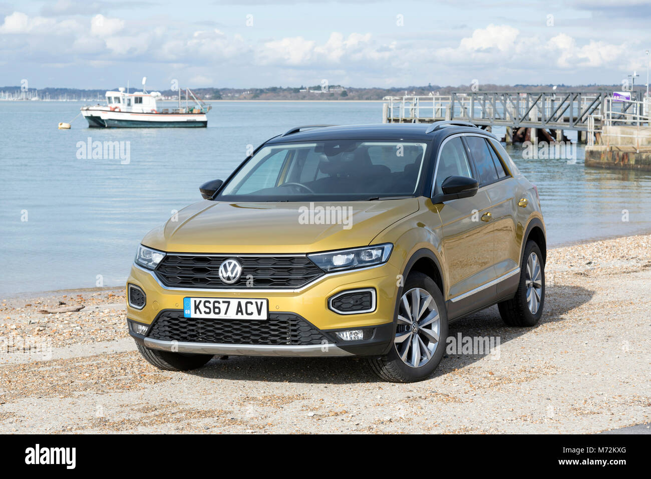 Vw tsi blue hi-res stock photography and images - Alamy