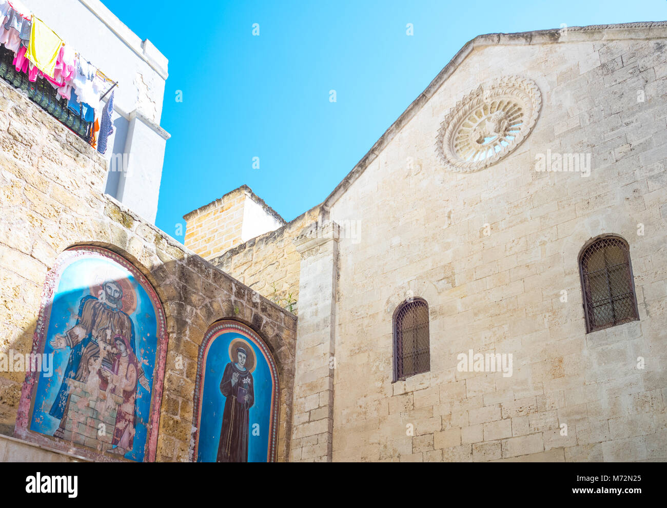 Bari italy old town hi-res stock photography and images - Alamy