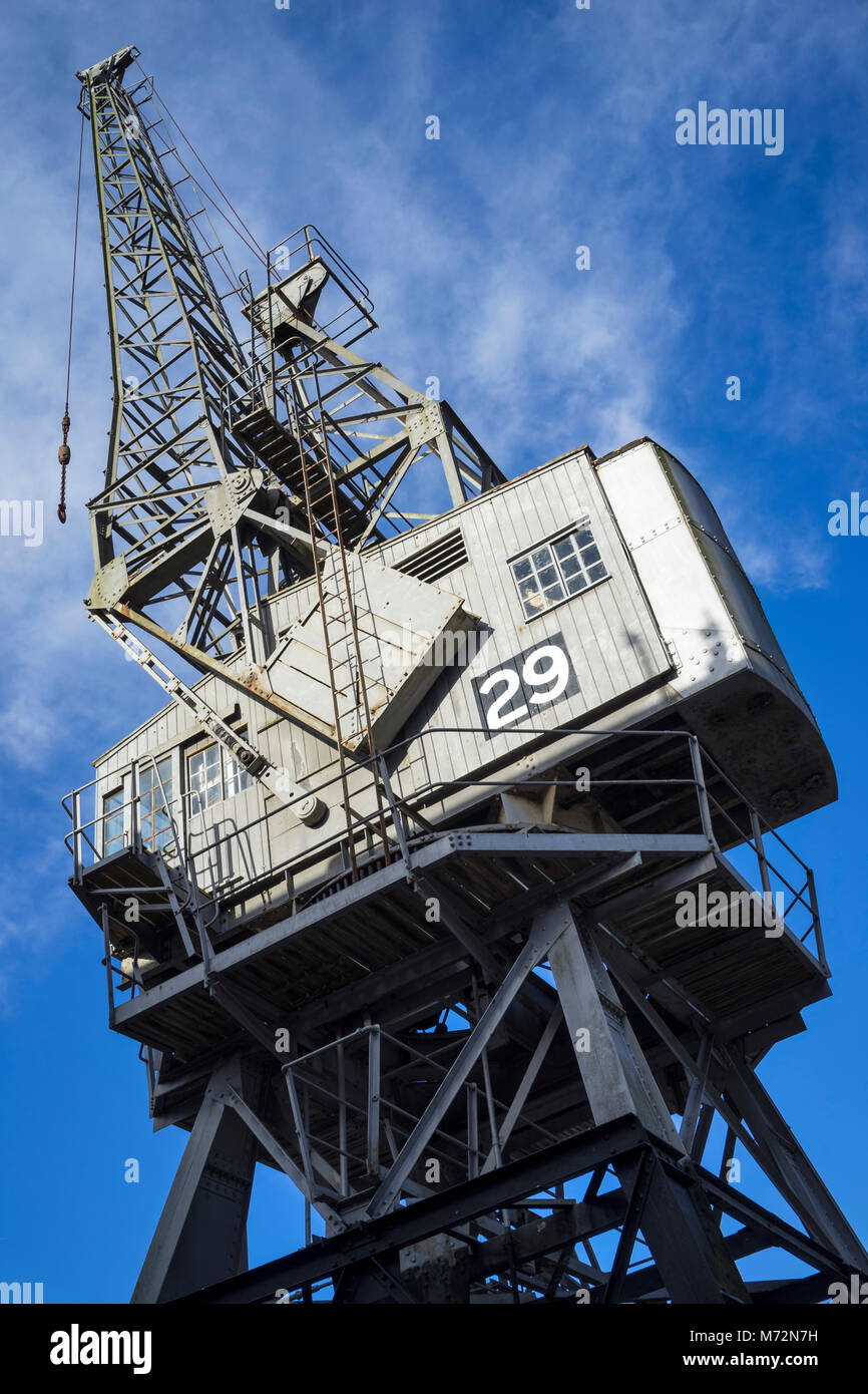 Industrial crane bristol hi-res stock photography and images - Alamy