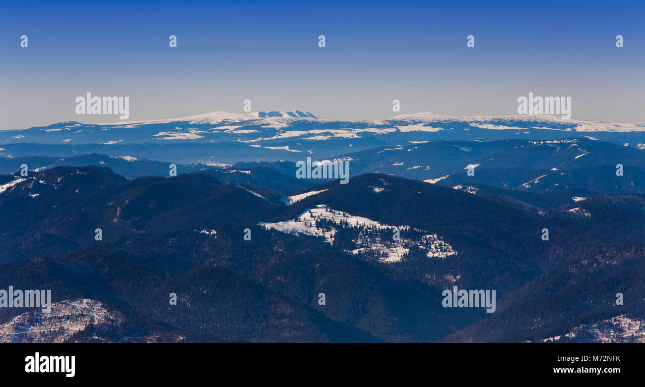 Calimani mountains in Romanian Carpathians. winter scene Stock Photo ...