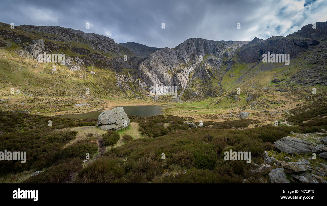 Mountain Lake at The Glyderau, Snowdonia Stock Photo - Alamy