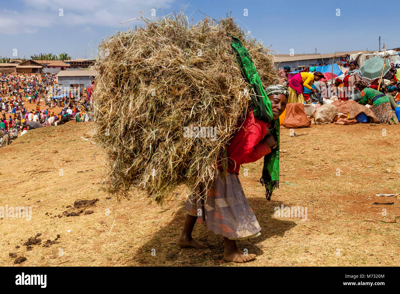 A Woman Arrives At The Famous Saturday Market In The Dorze Village Of ...