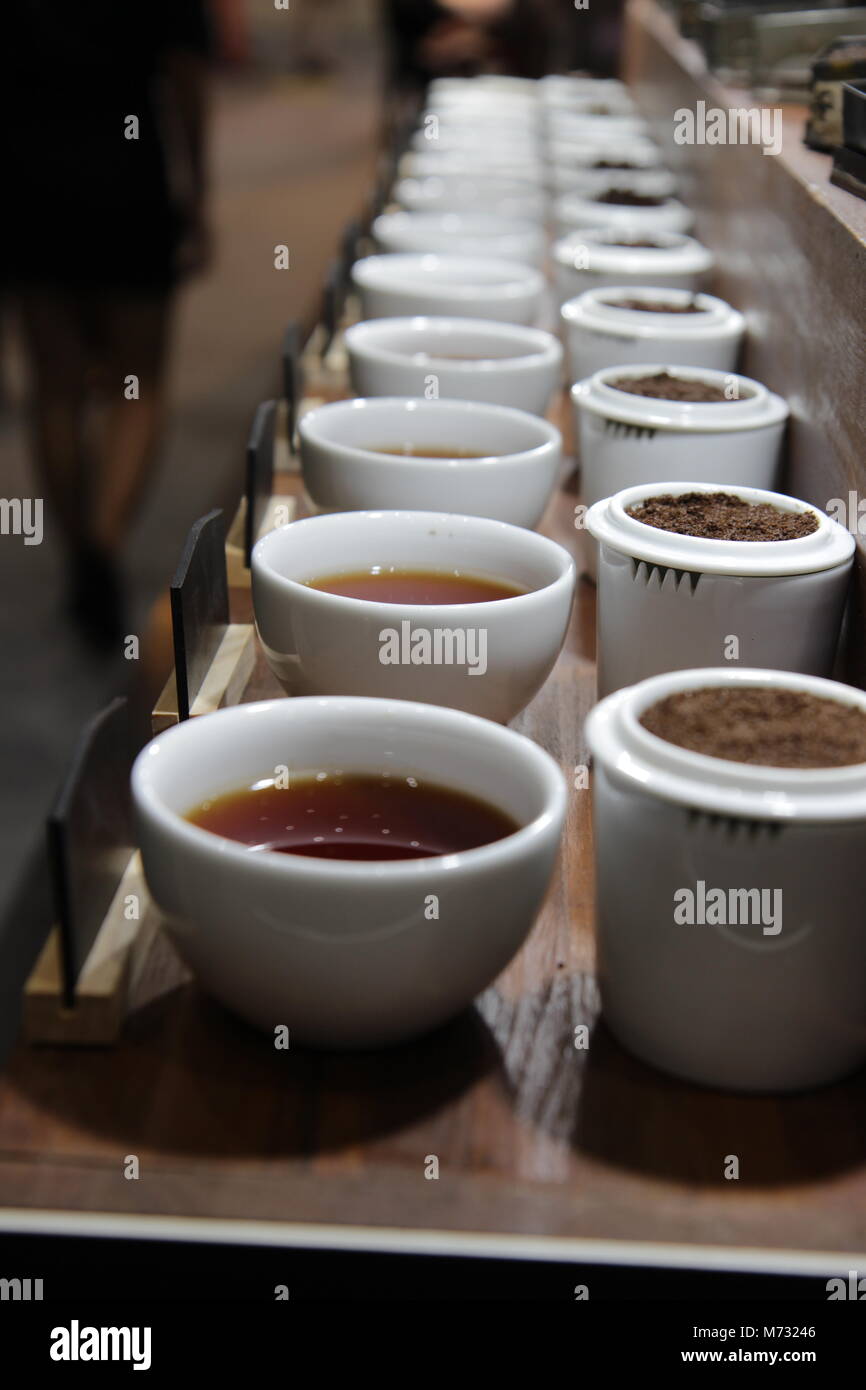 Row of cups hi-res stock photography and images - Alamy
