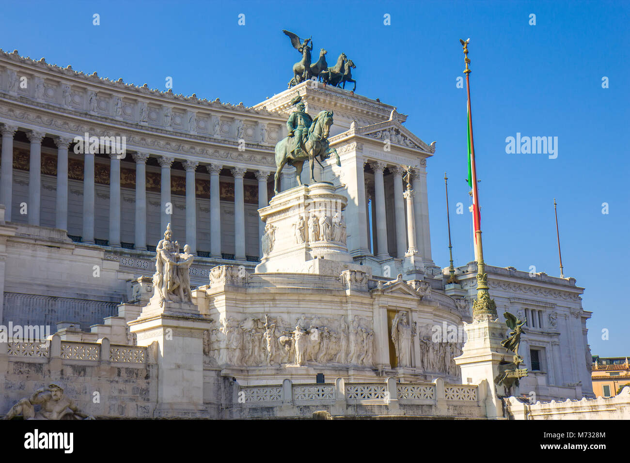 Il Vittoriano - National Monument to Victor Emmanuel II in Rome, italy ...