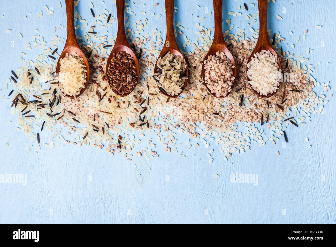 Five different wooden spoons hi-res stock photography and images - Alamy