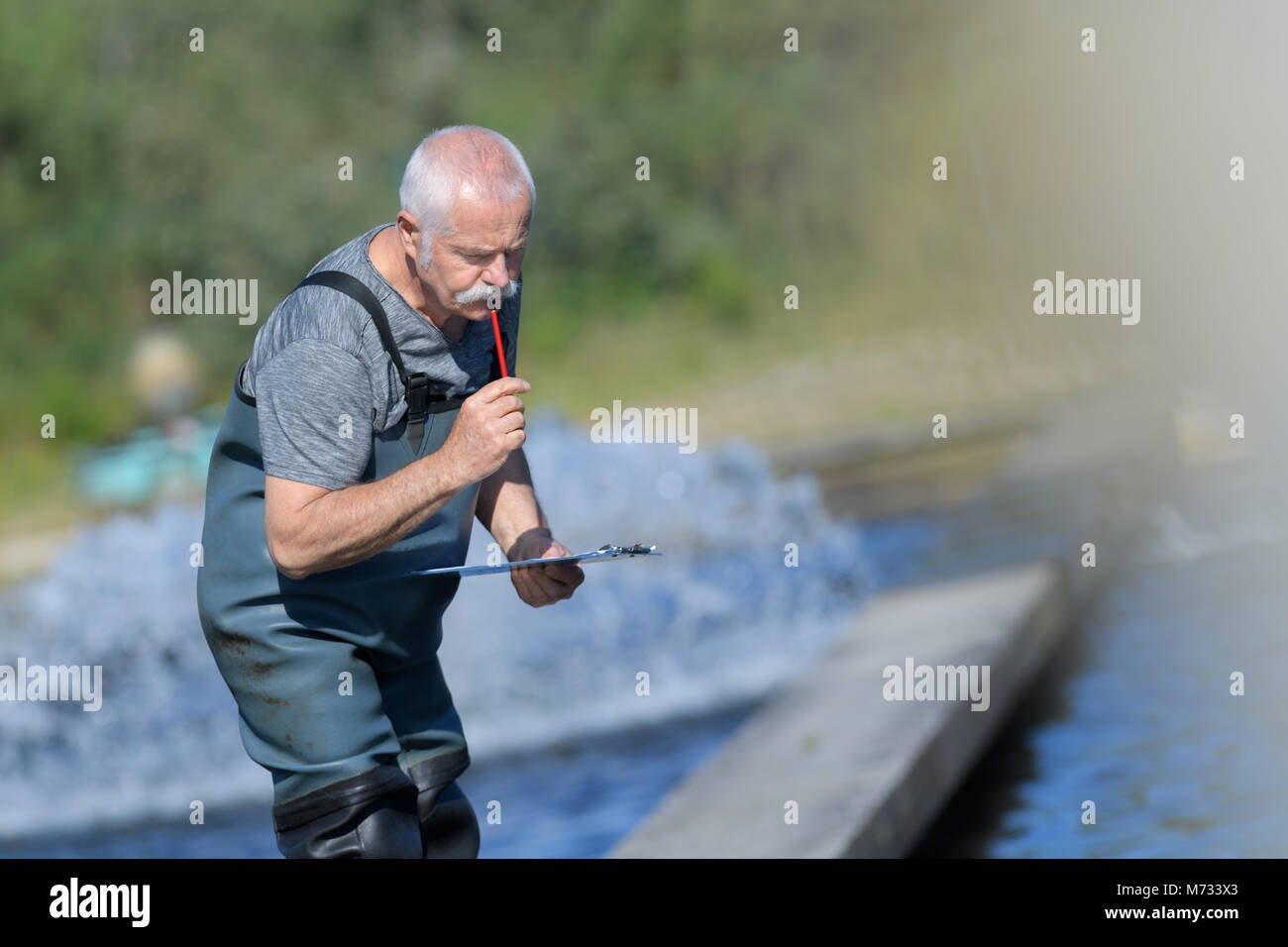 Aquaculture manager hi-res stock photography and images - Alamy