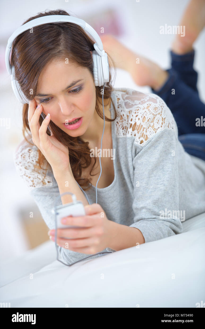 young woman with shocking expression Stock Photo - Alamy