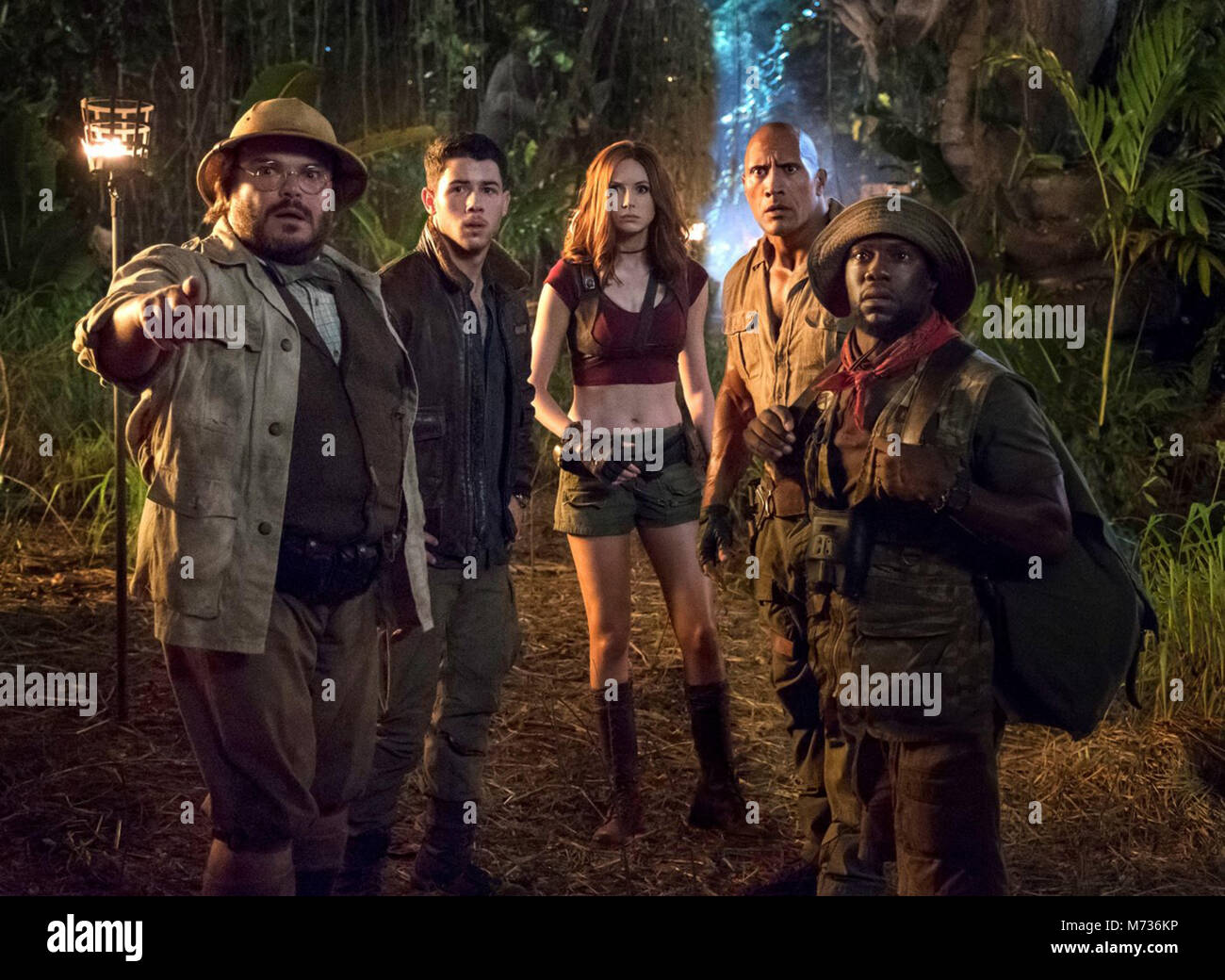 JUMANJI: WELCOME TO THE JUNGLE (2017) JACK BLACK NICK JONAS KAREN ...