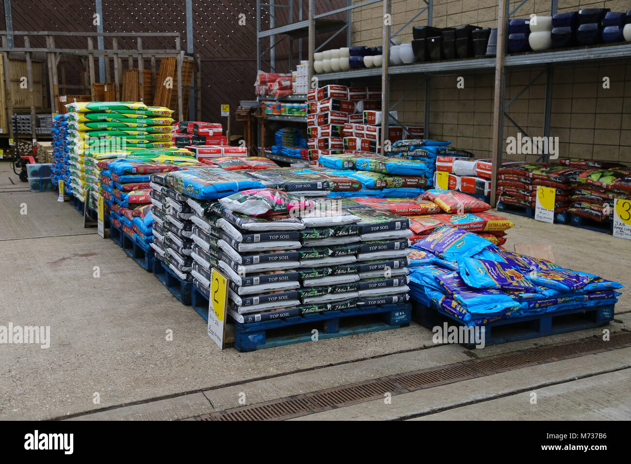 Homebase staff hi-res stock photography and images - Alamy