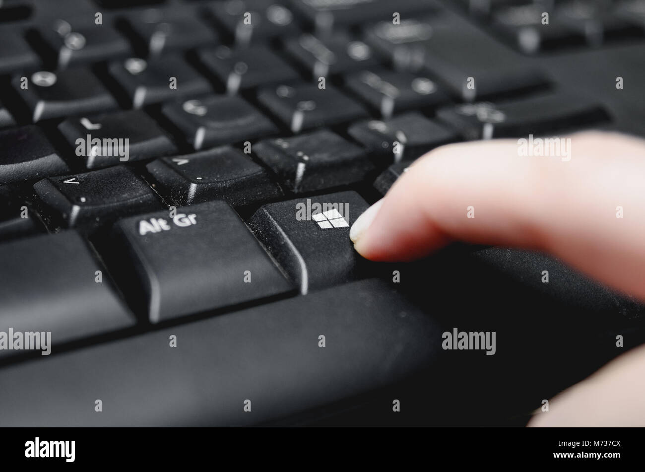 Windows keyboard hi-res stock photography and images - Alamy