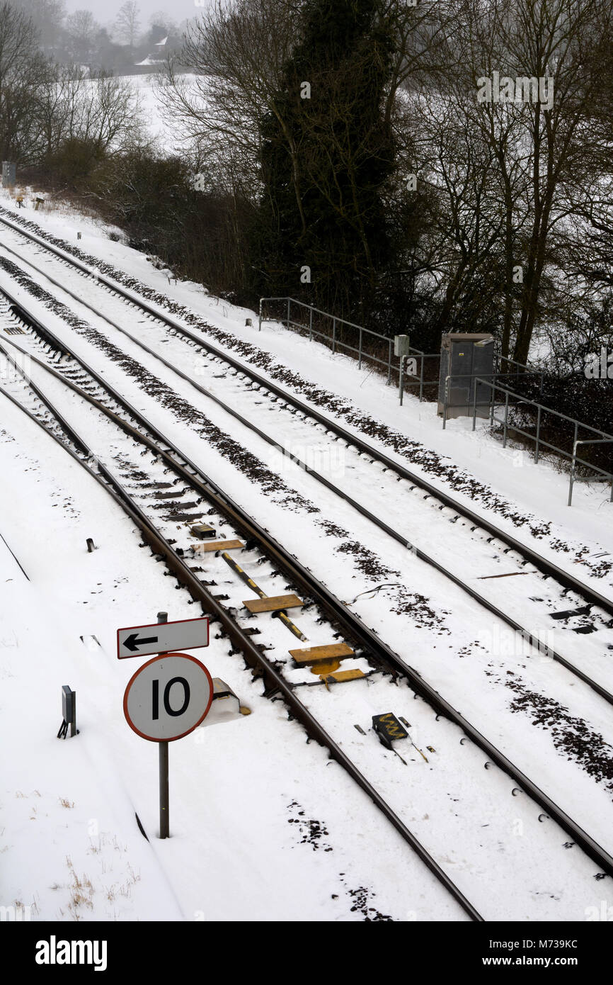 Points lines hi-res stock photography and images - Alamy