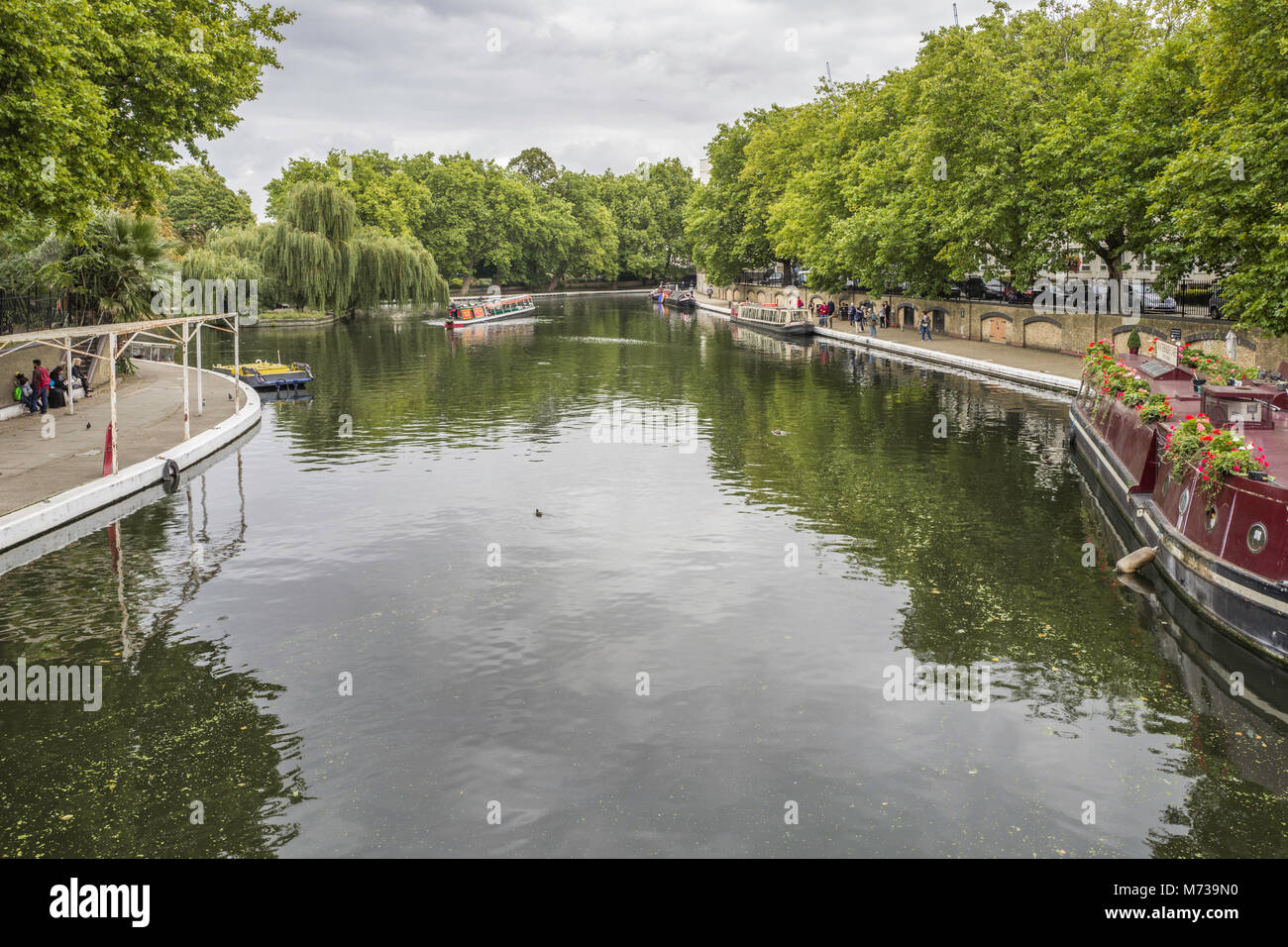 Docking basin hi-res stock photography and images - Alamy