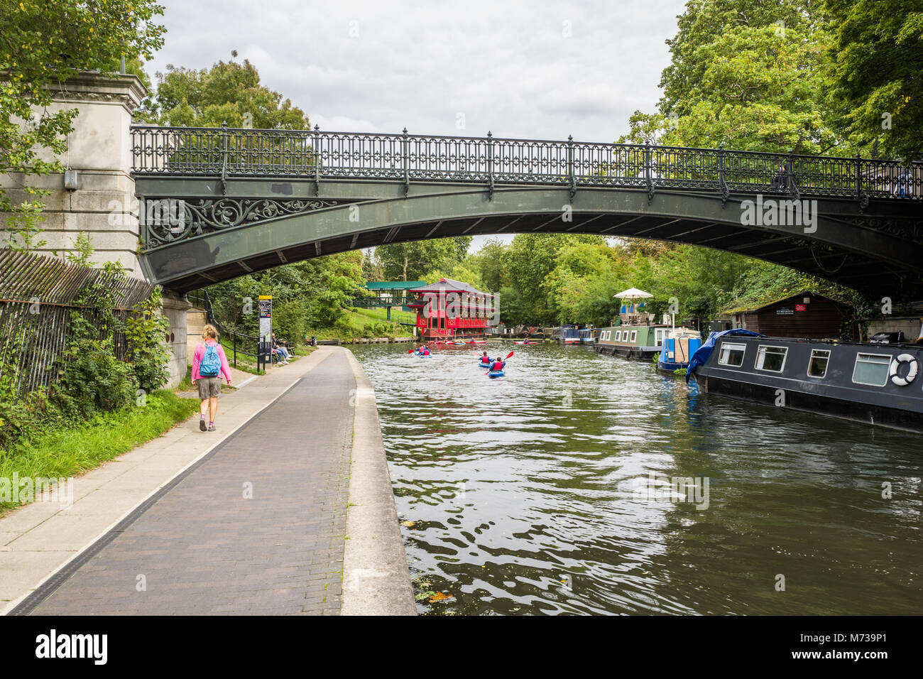 The Feng Shang Princess is a floating Chinese restaurant in the ...